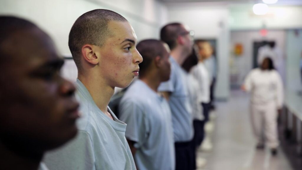 ‚Überleben hinter Gittern‘ – Serie in der ZDF Mediathek – schwule-im ...